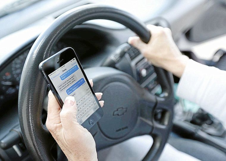 Is Texting While Driving Illegal in Tulsa? – Wandres Law | Injury and ...